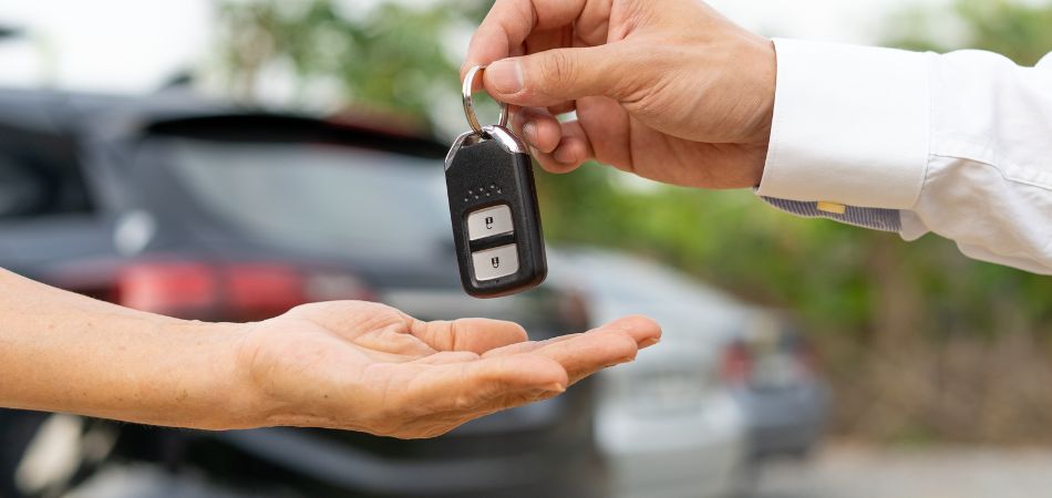 Difference Between Car Rental and Car Leasing in Dubai
